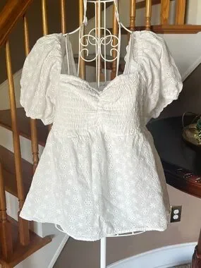 vestique | Tops | Vestique Eyelet Lace Dainty White Babydoll Peplum Top ...